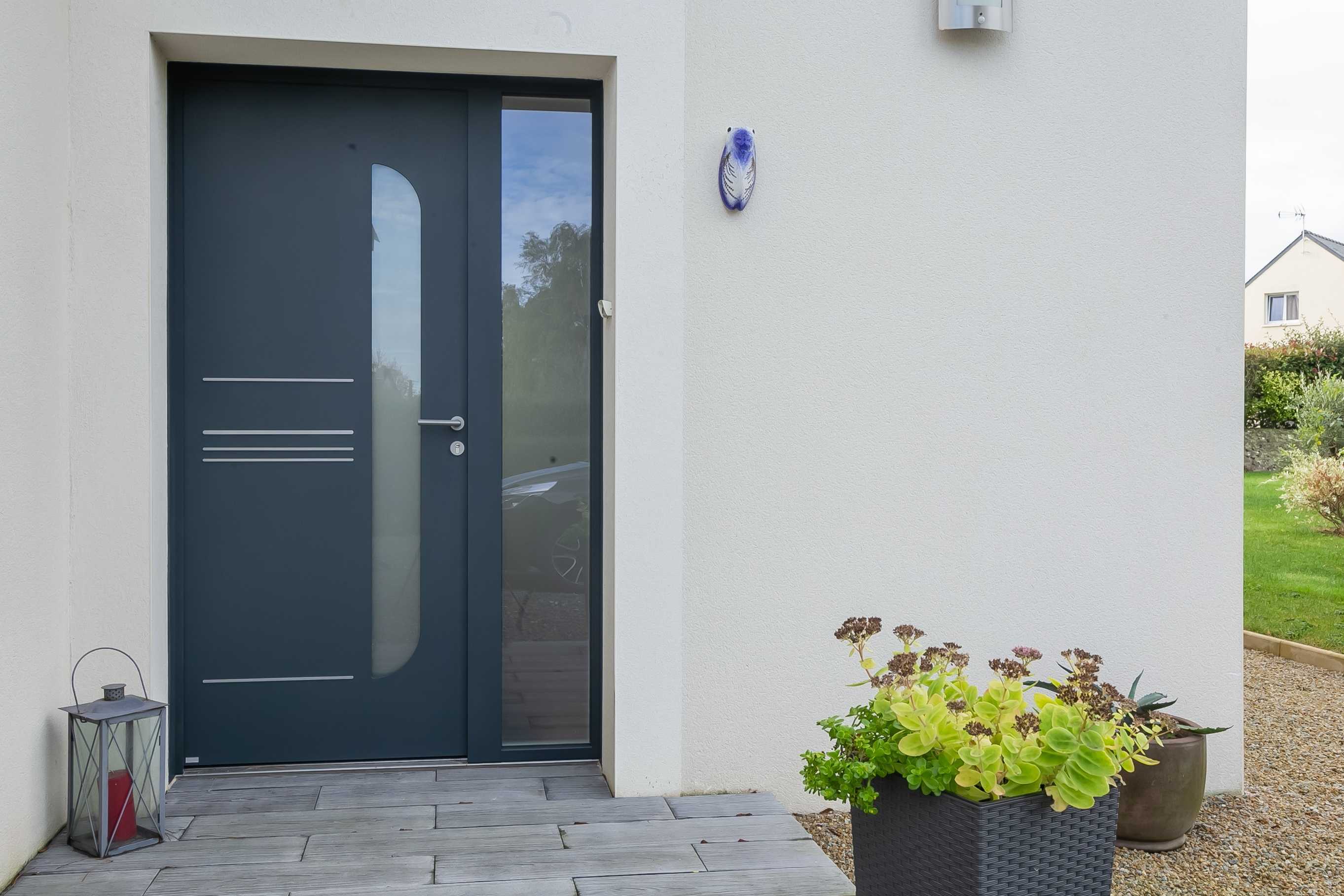 Porte 1 vantail avec châssis latéral fixe - Ploufragan